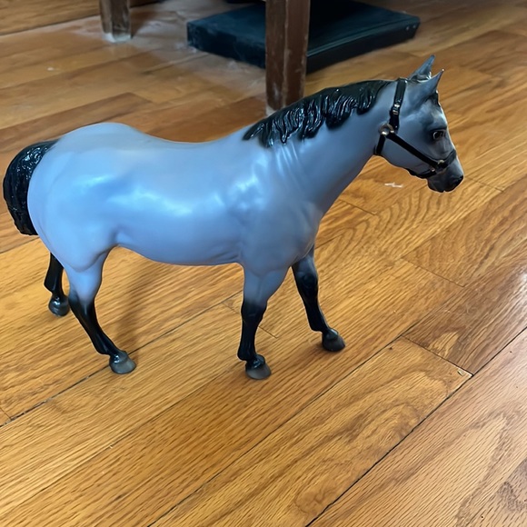 Breyer | Art | Breyer Special Run 989 Slate Grey Quarter Horse Yearling ...